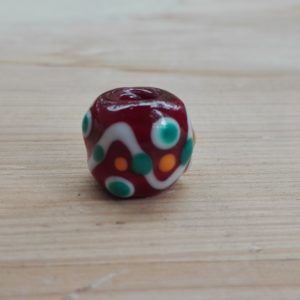Perles mérovingiennes/ Merovingian glass bead – Atelier Cobalt